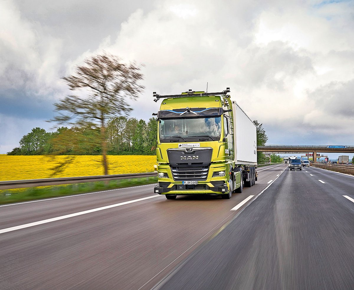MAN: Autonomer Lkw fuhr erstmals auf der Autobahn | routiers